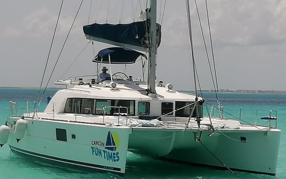Rent a 44 Lagoon on Boatsetter